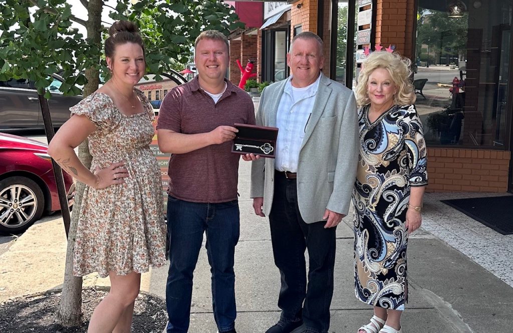 Mayor Awards Duff Key to City of Bellefontaine - Small Nation: Helping ...